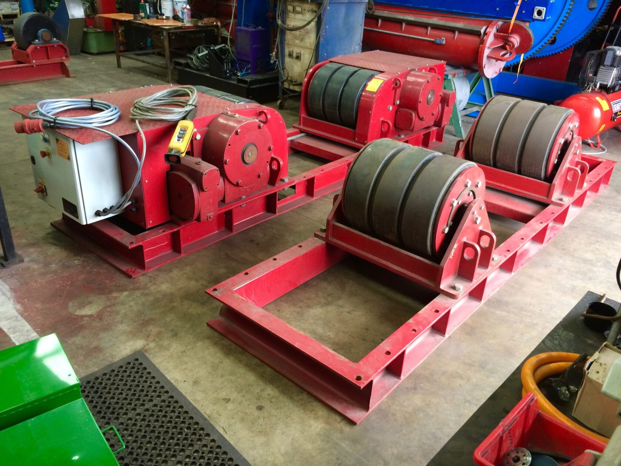 100 tonne welding rotators for hire - Welding Equipment