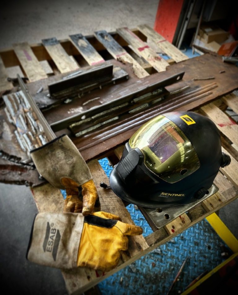 ESAB Sentinel™ A60 Air Fed Package - Welding Equipment