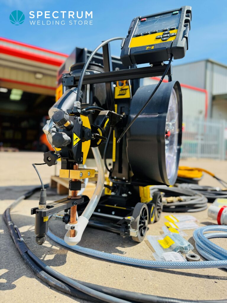 ESAB LAF 1001 & Versotrac EWT 1000 sub arc tractor welder - Welding ...