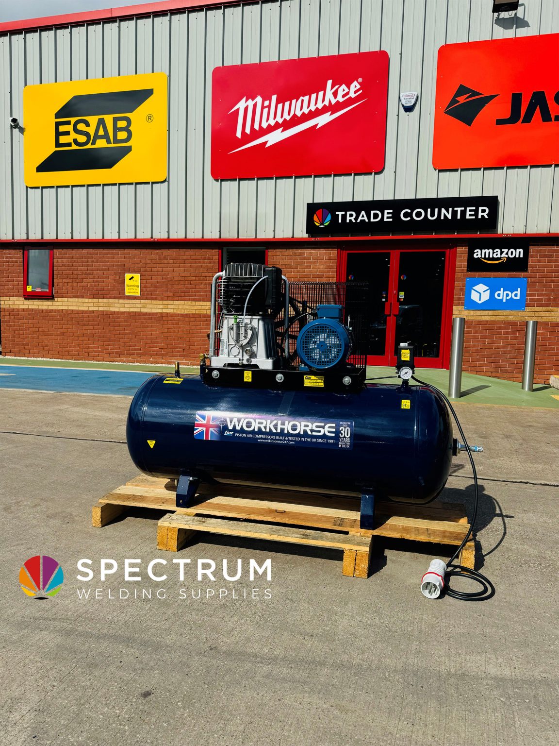 Fiac 270ltr 7.5HP 29CFM 415V air compressor - Welding Equipment